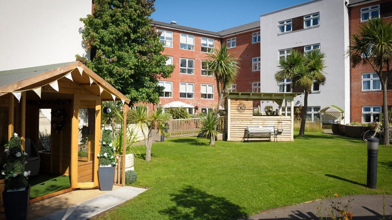 Hallmark Shire Hall | Luxury Care Home | Cardiff, Wales